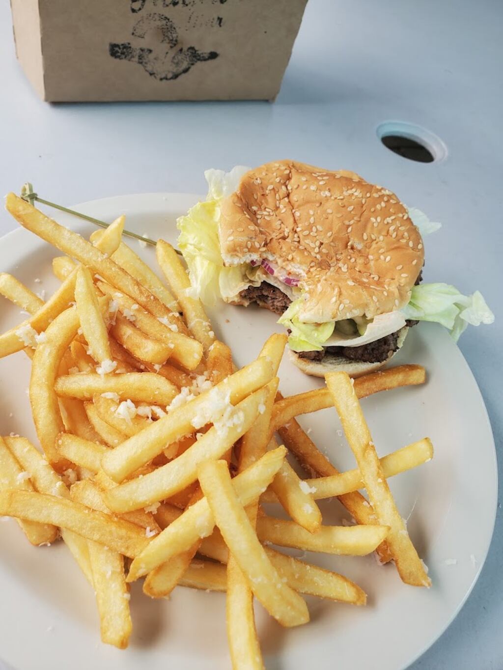 Everyone Is a Friend at Northeast Sandy Boulevard’s Shaku Bar