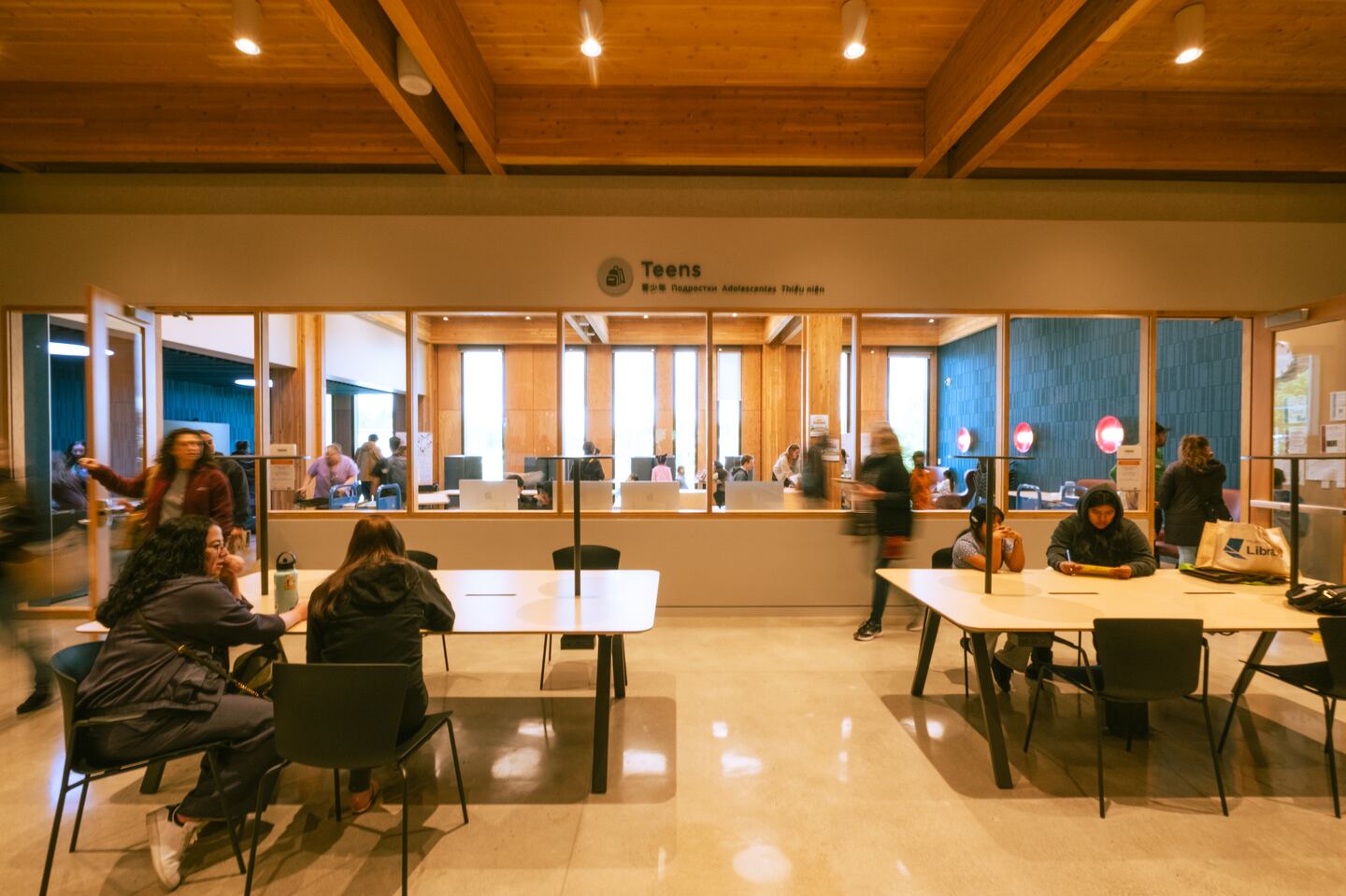 Gresham’s New East County Library Branch Opens to Massive Crowds
