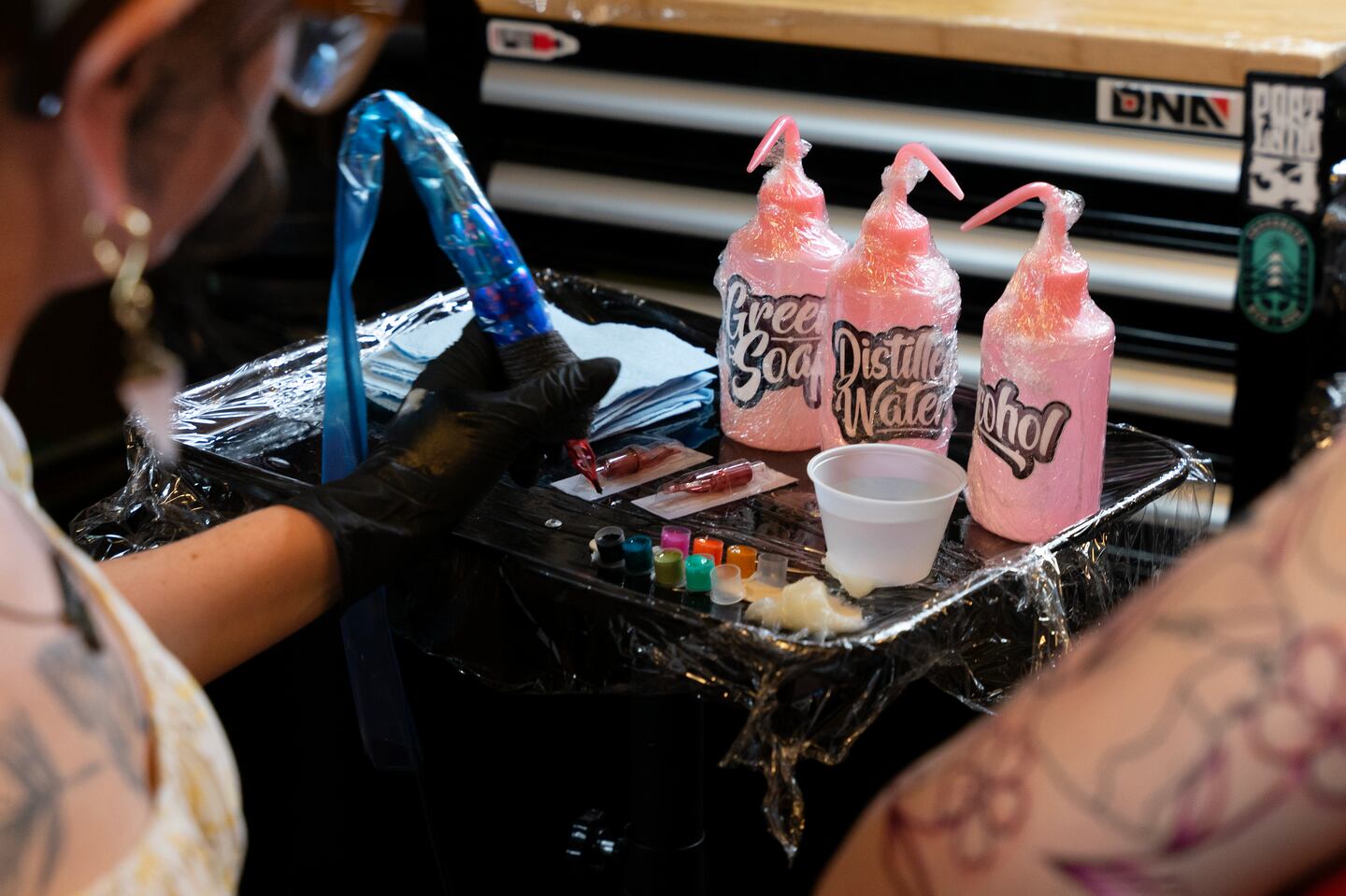 Cosette “Cozy” Hardman, Believed to Be Oregon’s Only Deaf Tattoo Artist ...