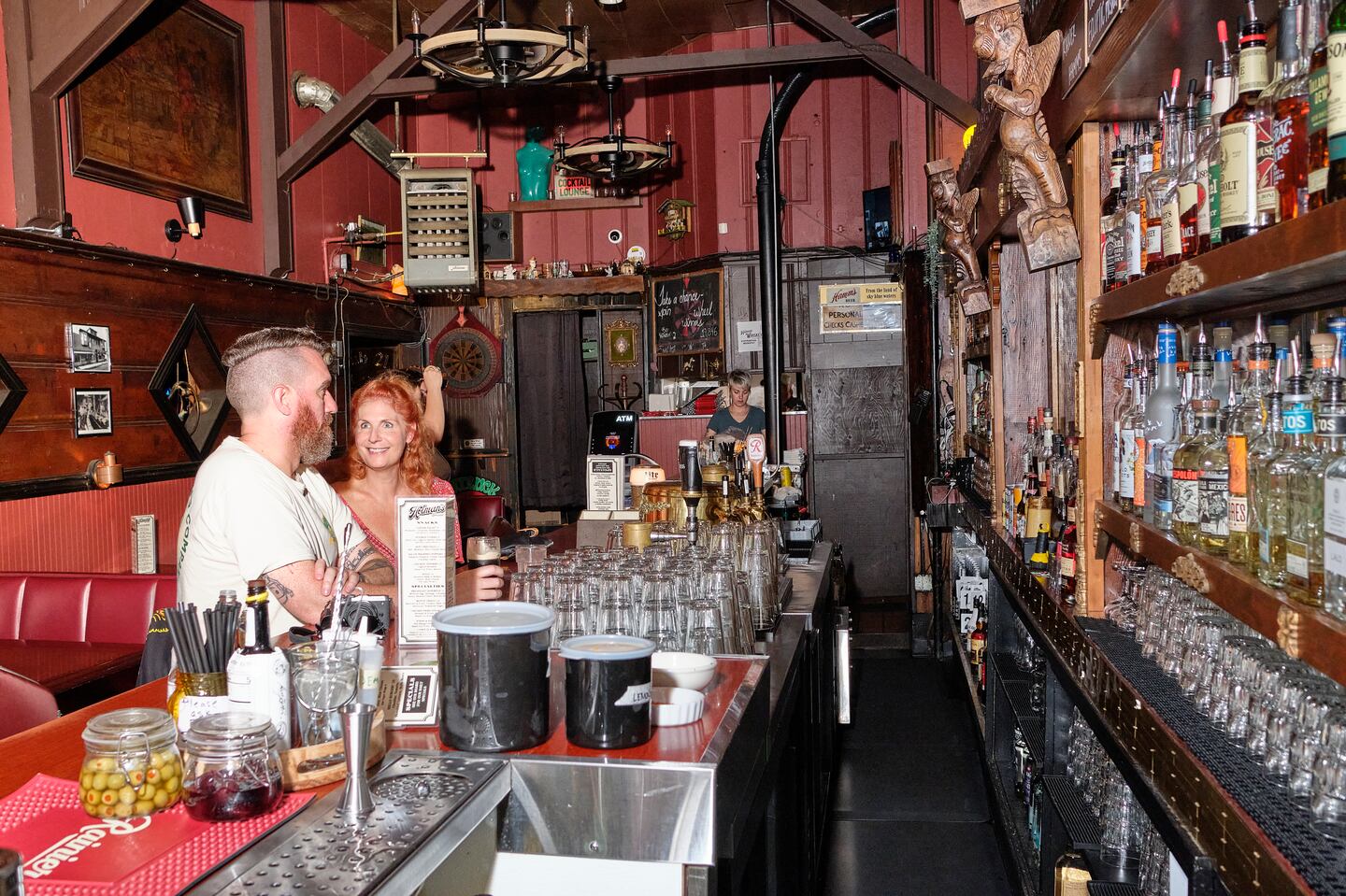 Deep Dive: Our Guide to Southeast Portland’s Dive Bars