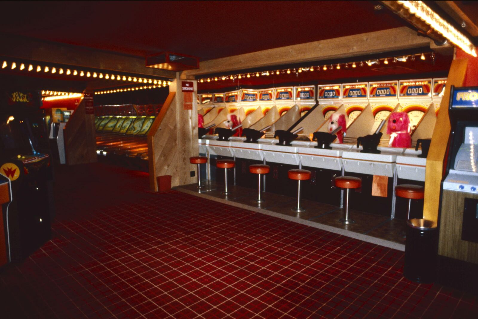 A Beloved “Pizza and Pipes” Restaurant on 82nd Avenue May Reopen as an ...