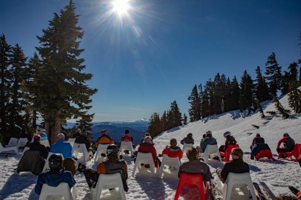 Mt. Hood Meadows Is Selling Spring Ski Passes With No Weekday ...