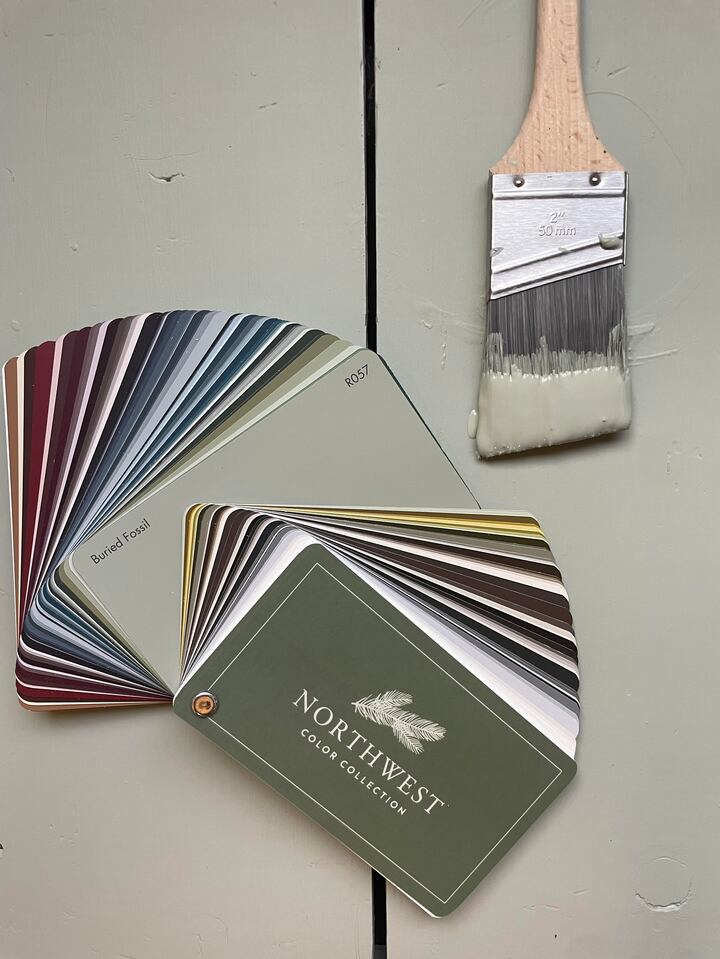 Help! What Color Do I Paint My House?!