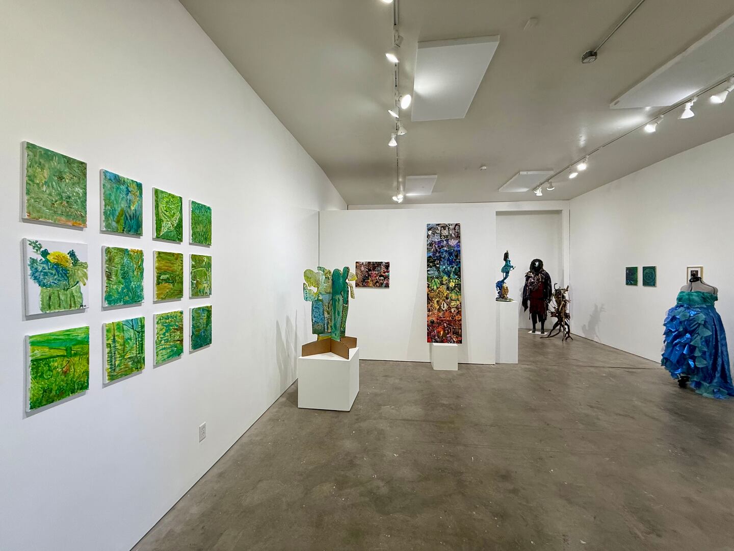Artists Facing Housing Insecurity Gather Around ‘Outsider Art’